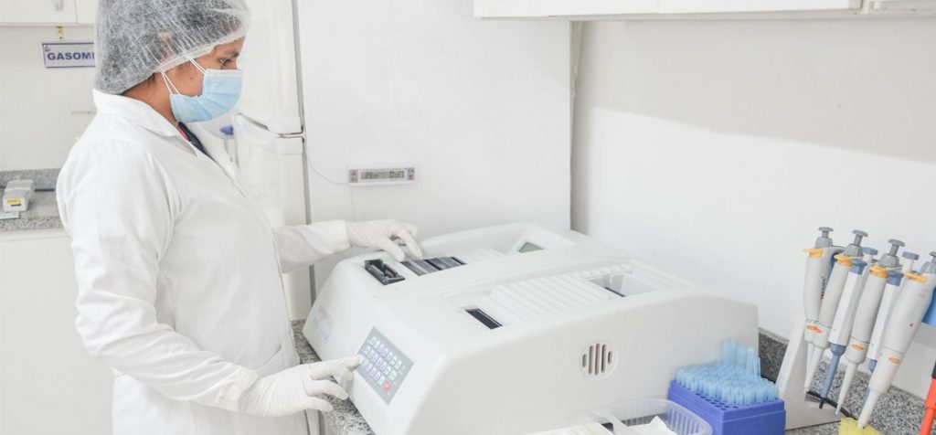 Tyndall | Laboratorio de análisis clínico Santa Cruz Bolivia